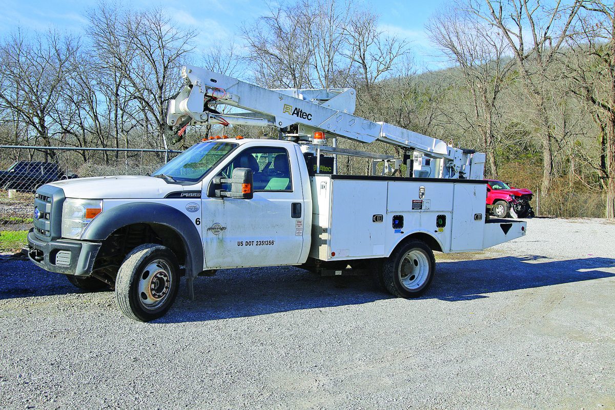 Police locate stolen bucket truck – Carthage Courier