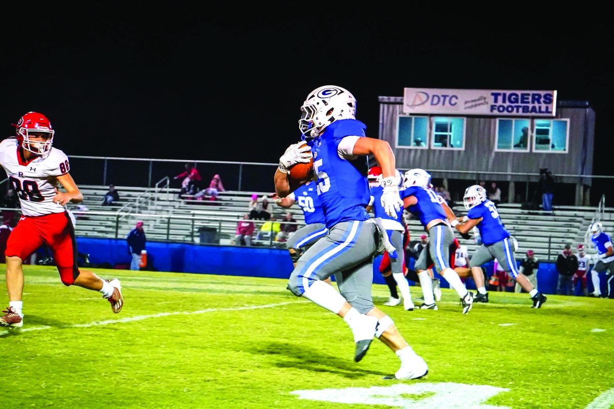 BIG BLUE ROLLS ON; GHS (9-0) posts dominant victory over RBS in non ...